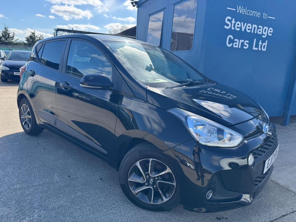 Used HYUNDAI I10 2017 Black for sale - £6495 in Stevenage ...